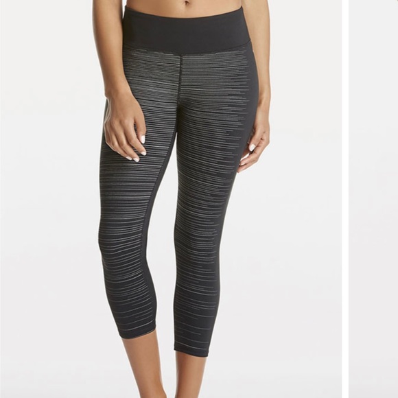 Fabletics | Pants & Jumpsuits | New With Tag Fabletics Ingrid Capri Ii ...